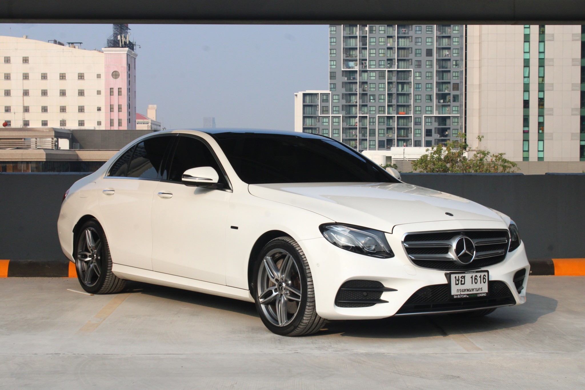 MERCEDES BENZ (133,xxx) E 350 e AMG Dynamic